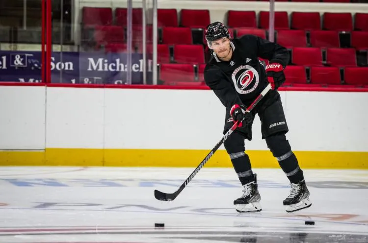 Toronto Maple Leafs eyeing Brett Pesce in free agency