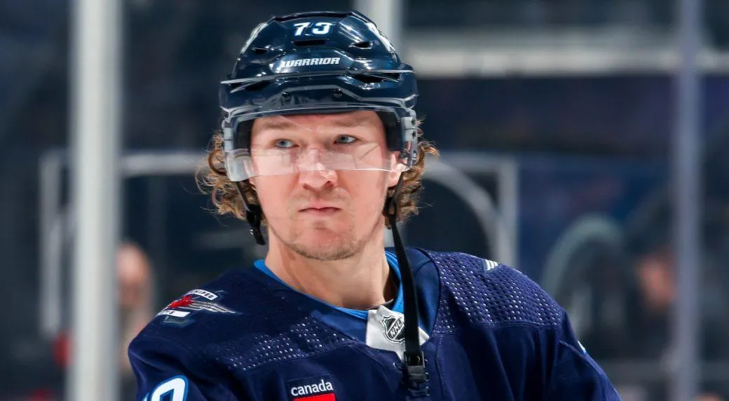 C'est la fin pour Tyler Toffoli et Kent Hughes peut en profiter