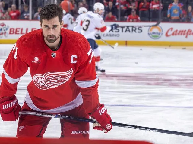 Dylan Larkin delivers yet another dirty hit to the head and fans have ...