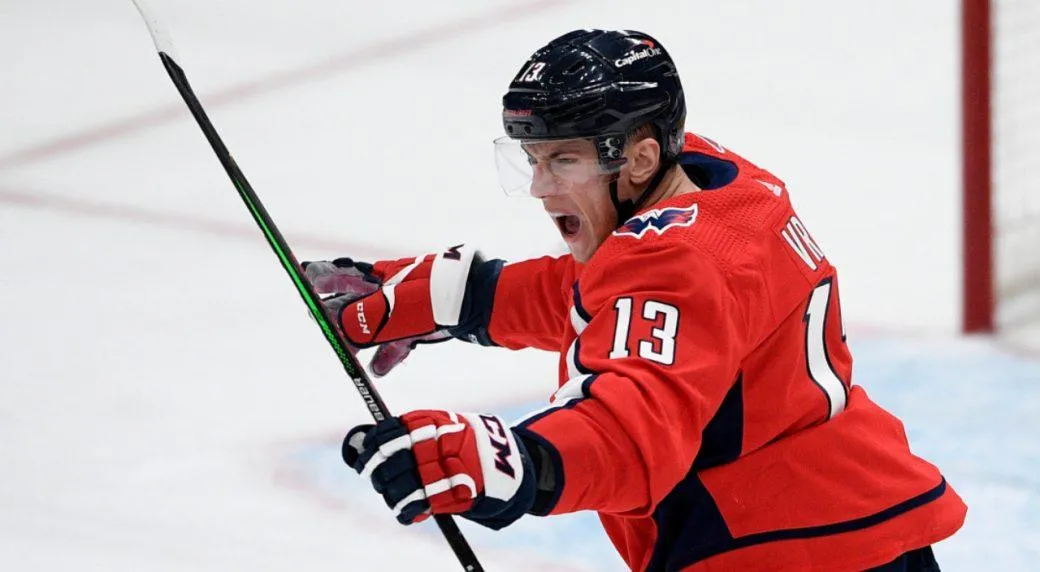 Washington Capitals fans ecstatic as team brings back Stanley Cup winner