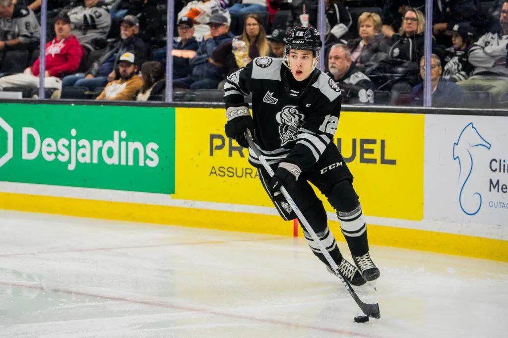 Scéne choquante: Justin Blais termine son match en convulsant dans la LHJMQ