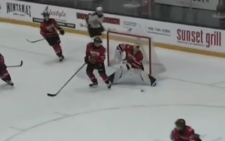 Kings prospect Carter George scores goalie goal in OHL matchup