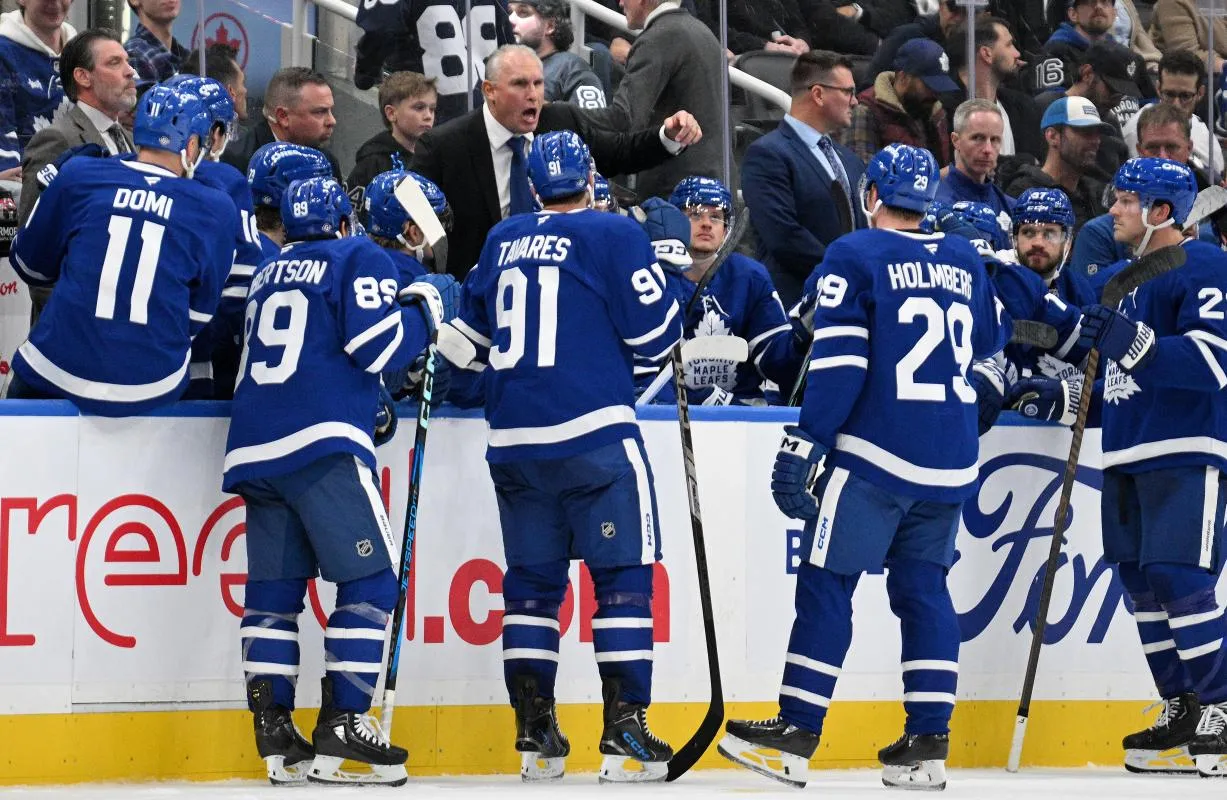 Craig Berube Makes His Feelings Known About Zach Whitecloud's Hit on ...
