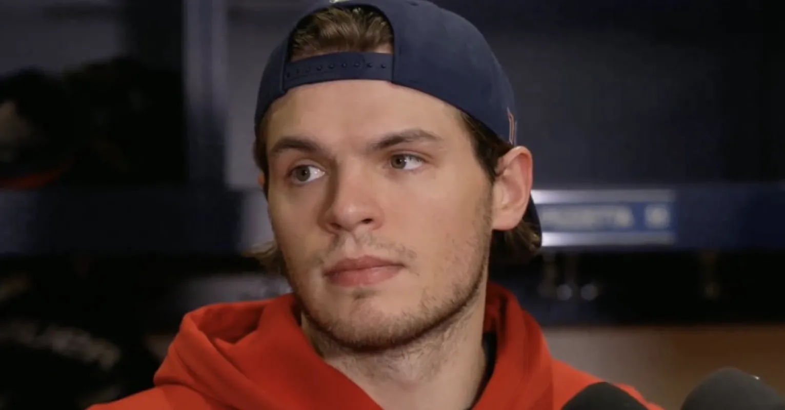 Jake Evans procède à une annonce concernant son avenir à Montréal et &cc