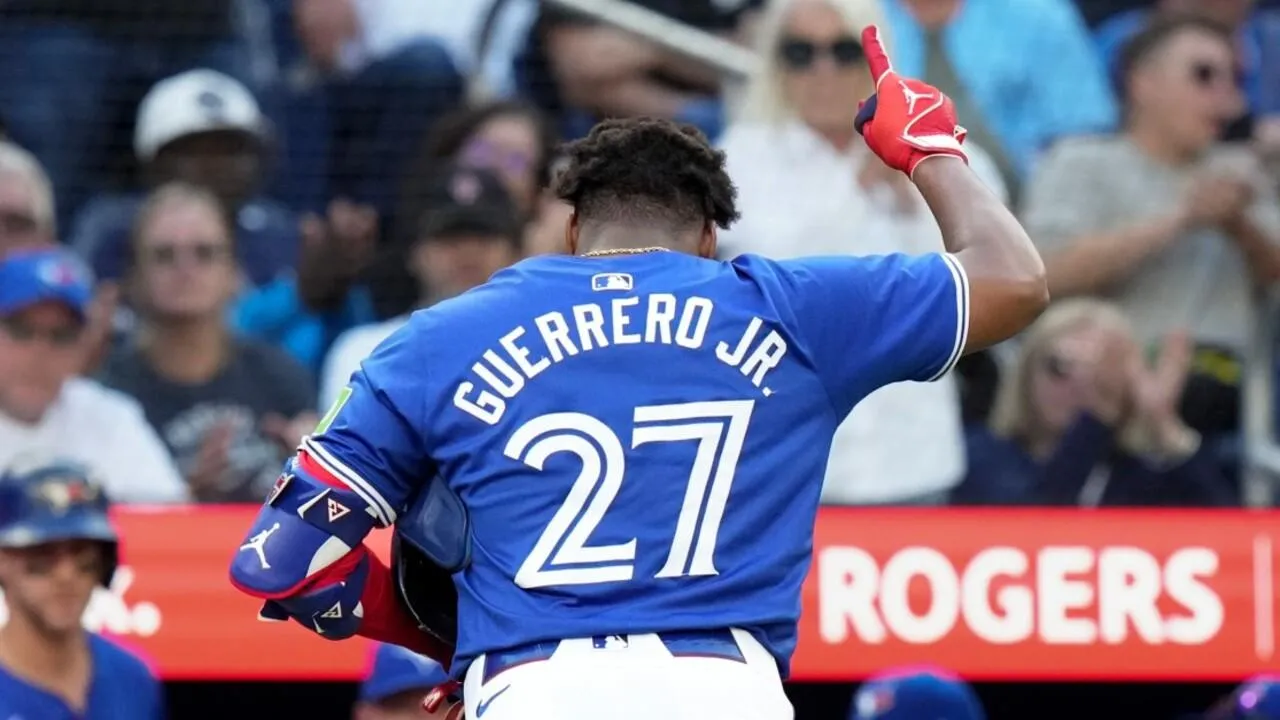 Shi Davidi on Guerrero contract: "You're thinking that's not a good ...