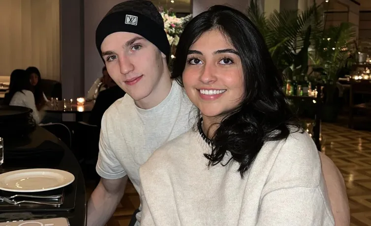 Découvrez La Superbe Amoureuse Qui Partage La Vie De Lane Hutson Depuis