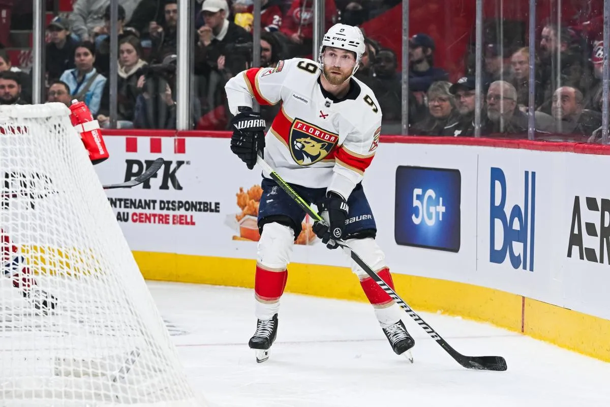 Top NHL Insider Drops Unexpected Update on Sam Bennett: Re-Signing in ...