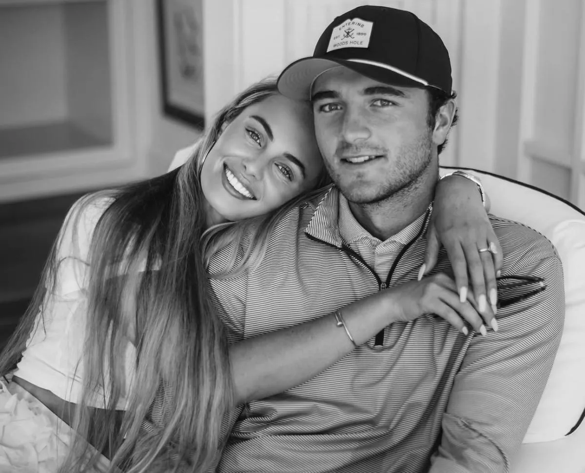 Noah Dobson and Wife Alexa Receive First-Class Welcome From the ...