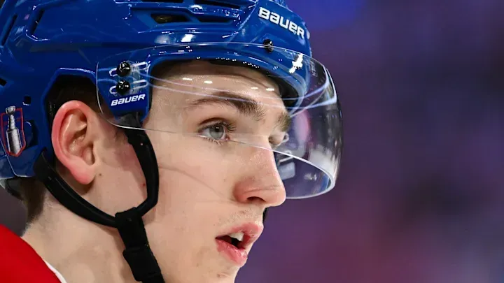 Lane Hutson a appris une bien mauvaise nouvelle et on sait maintenant ...