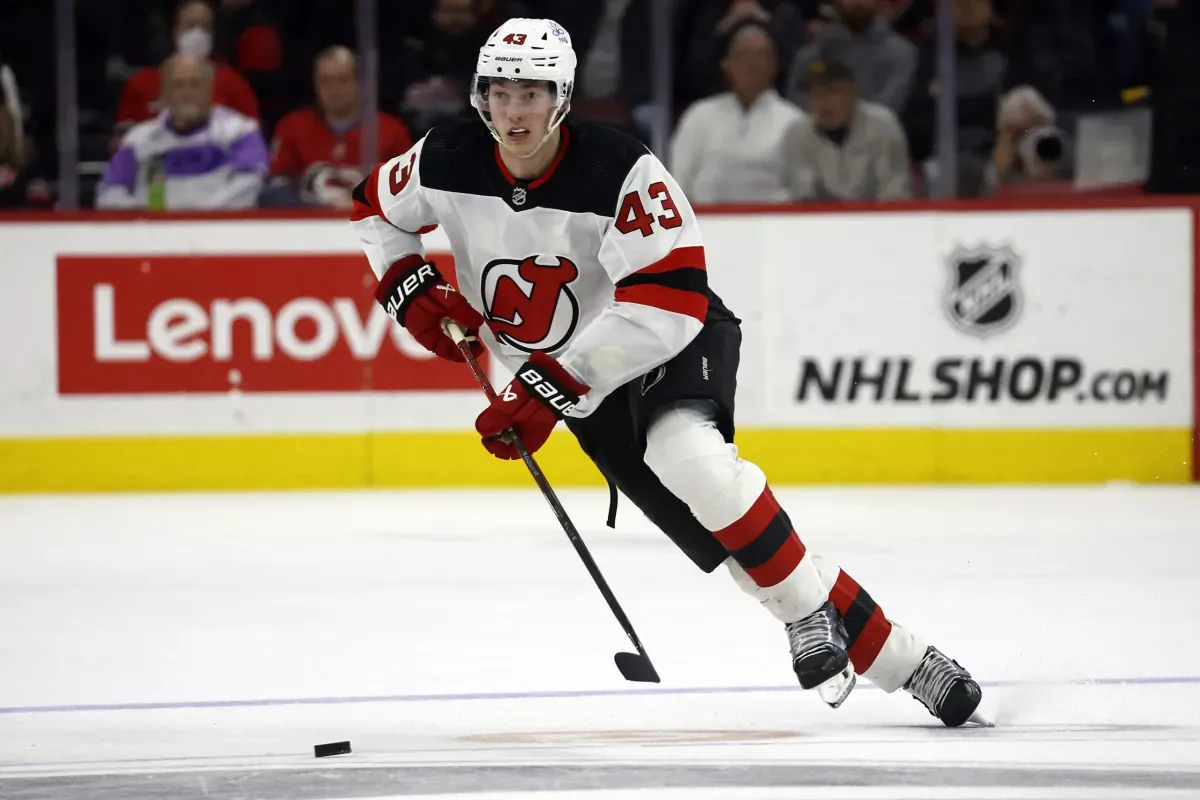 Detroit Red Wings' conference rivals lock up RFA defenseman to $66M ...