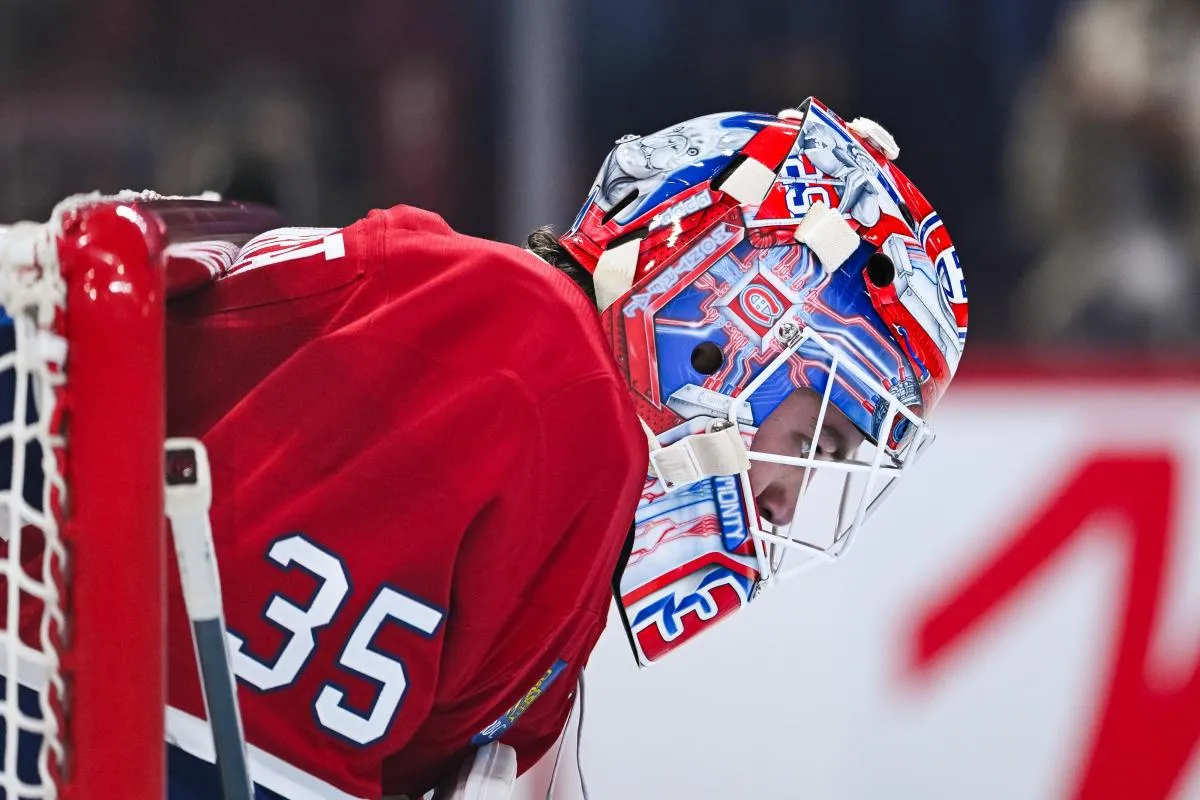 Samuel Montembeault vient de recevoir une solide claque au visage