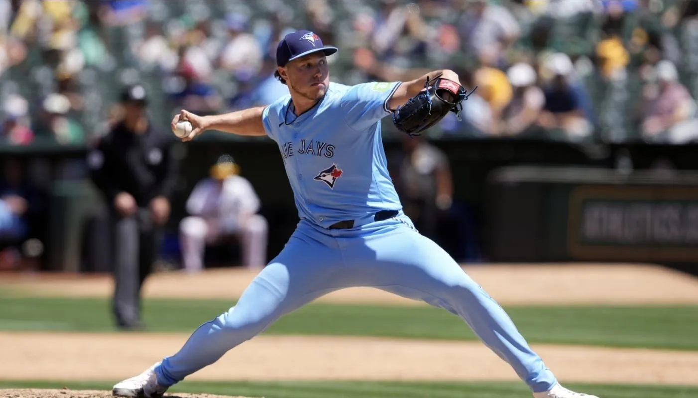 Houston Astros officially sign former Toronto Blue Jays starting pitcher