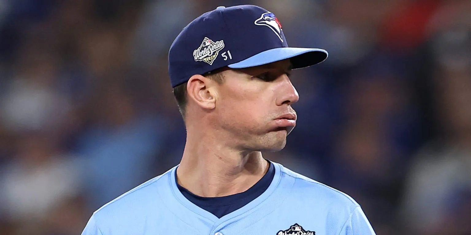 Blue Jays, Dodgers join forces to honour relief pitcher