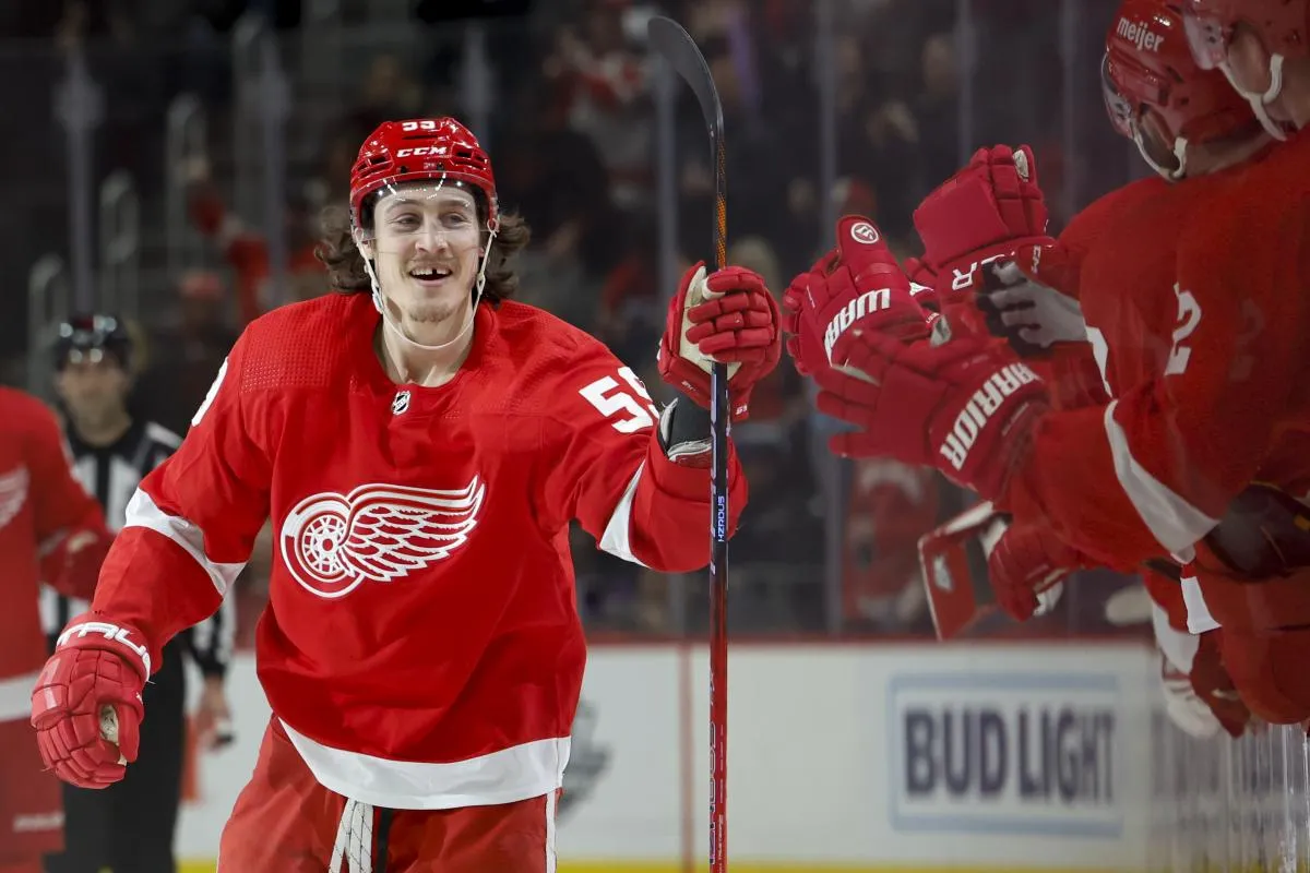 Former Red Wings forward emerging as trade candidate with new team ...