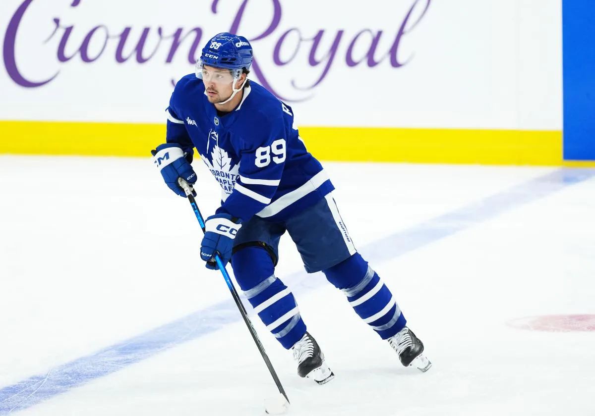 Nick Robertson keeps getting scratched, and the Maple Leafs can't dodge ...