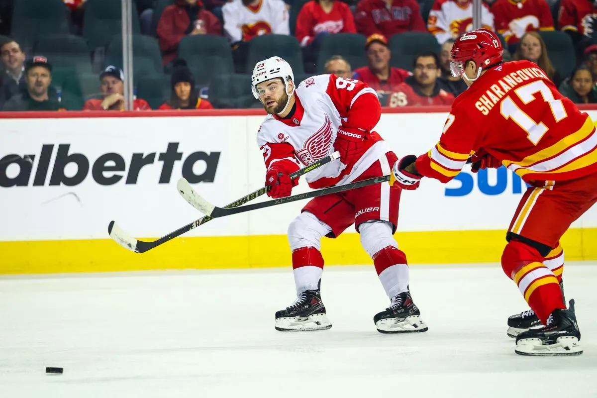 Red Wings' Alex DeBrincat furthers Team USA Olympic case in Wednesday's ...