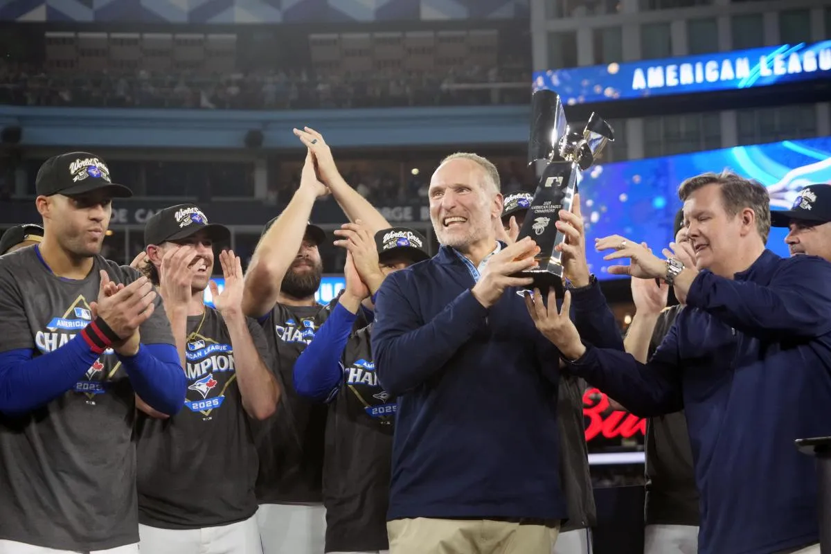 Toronto Blue Jays President & CEO Mark Shapiro gets massive contract ...