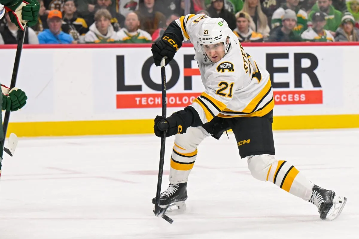 Alex Steeves is thriving in Boston after leaving the Maple Leafs ...