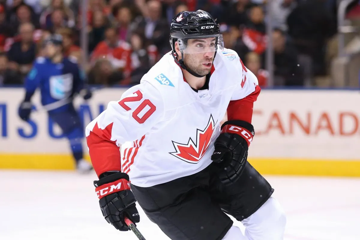John Tavares surprisingly included in projected Team Canada roster ...