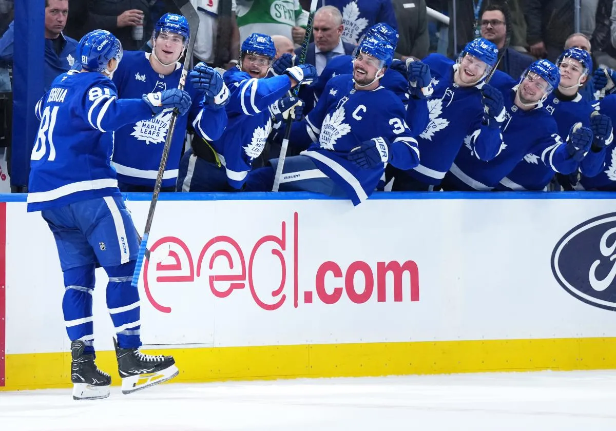 Three third-period goals fuel a stunning Maple Leafs comeback over Chicago