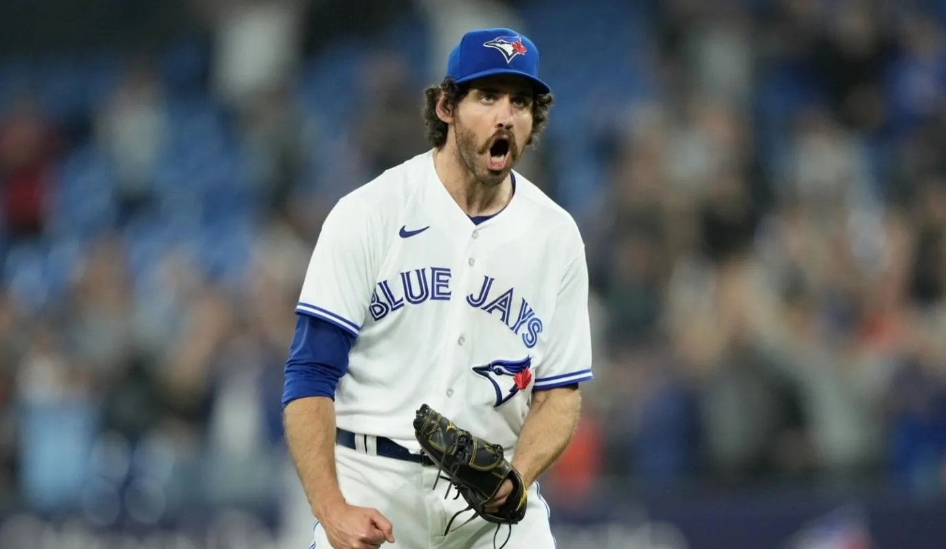 Los Angeles Angels sign former Toronto Blue Jays closer Jordan Romano