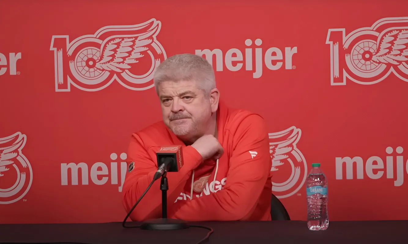 Todd McLellan confirms a last-minute decision before the game against ...