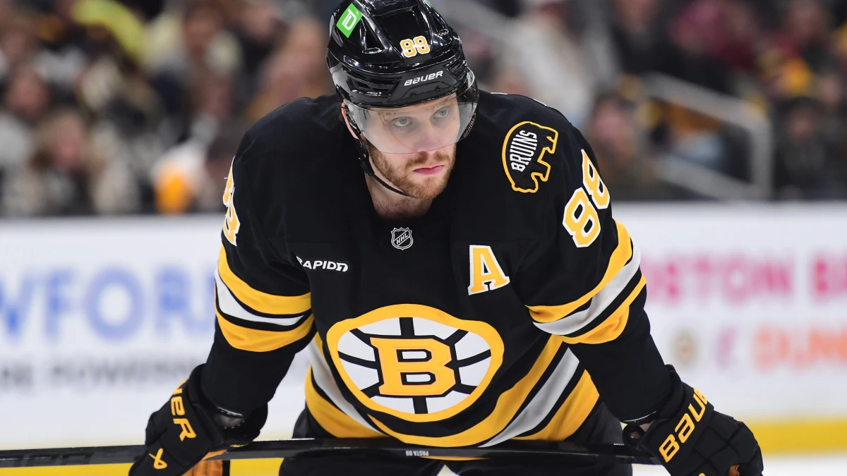 David Pastrnak publicly calls out his Bruins teammates prior to Game 4
