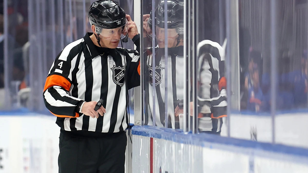 Revirement de situation pour l'arbitre Wes McCauley après le duel entre ...