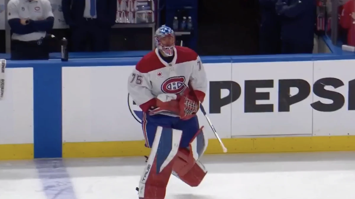 Ce que Jakub Dobes est allé dire à Martin St-Louis après avoir accordé ...