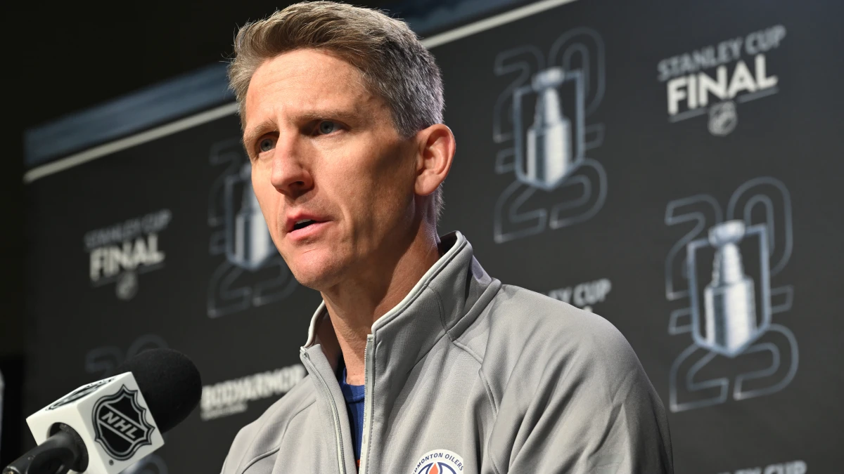 Ex-Oiler Kris Knoblauch's NHL future looks clearer after coach signs ...