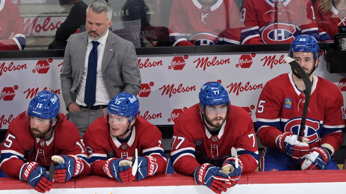 Surprise derrière le banc du CH concernant l'avenir de Martin St-Louis ...