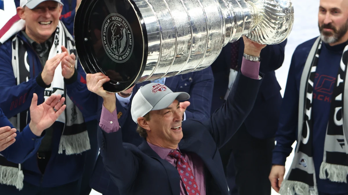 Joe Sakic's latest decision involving Jared Bednar changes everything ...