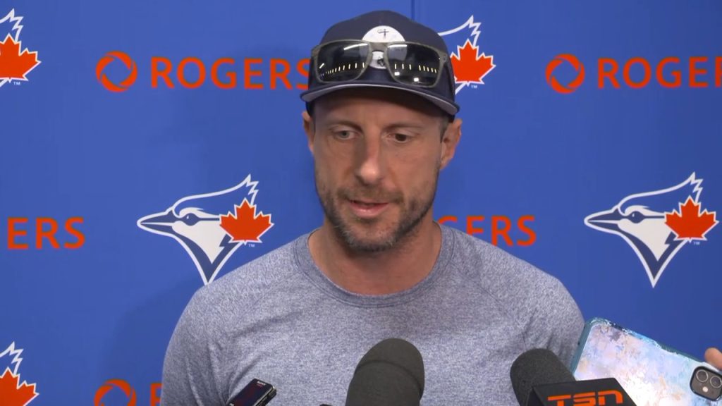 Blue Jays pitcher Max Scherzer shares important update on his thumb injury